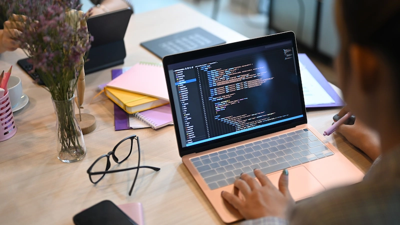 Spesifikasi Laptop untuk Android Studio: Minimal RAM & SSD Agar Tidak ...